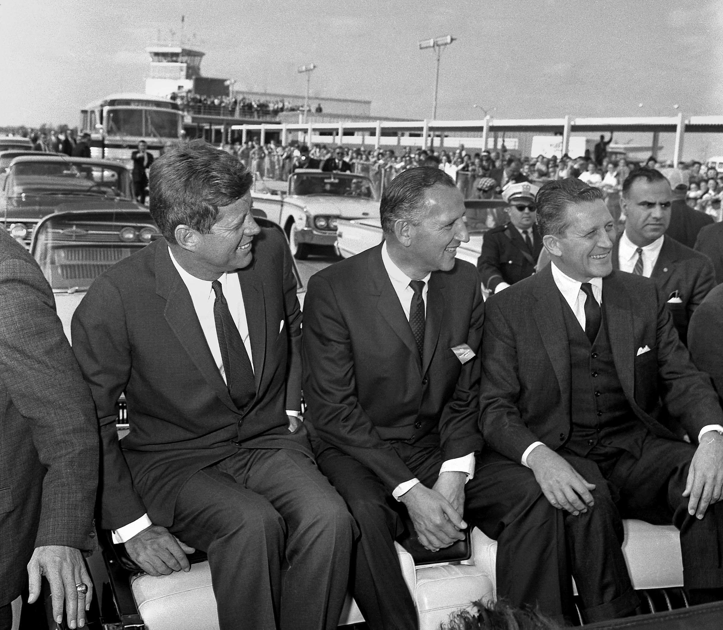 JFK In Springfield 1962: A Motorcade, A Rifle And A Mystery | Illinois ...