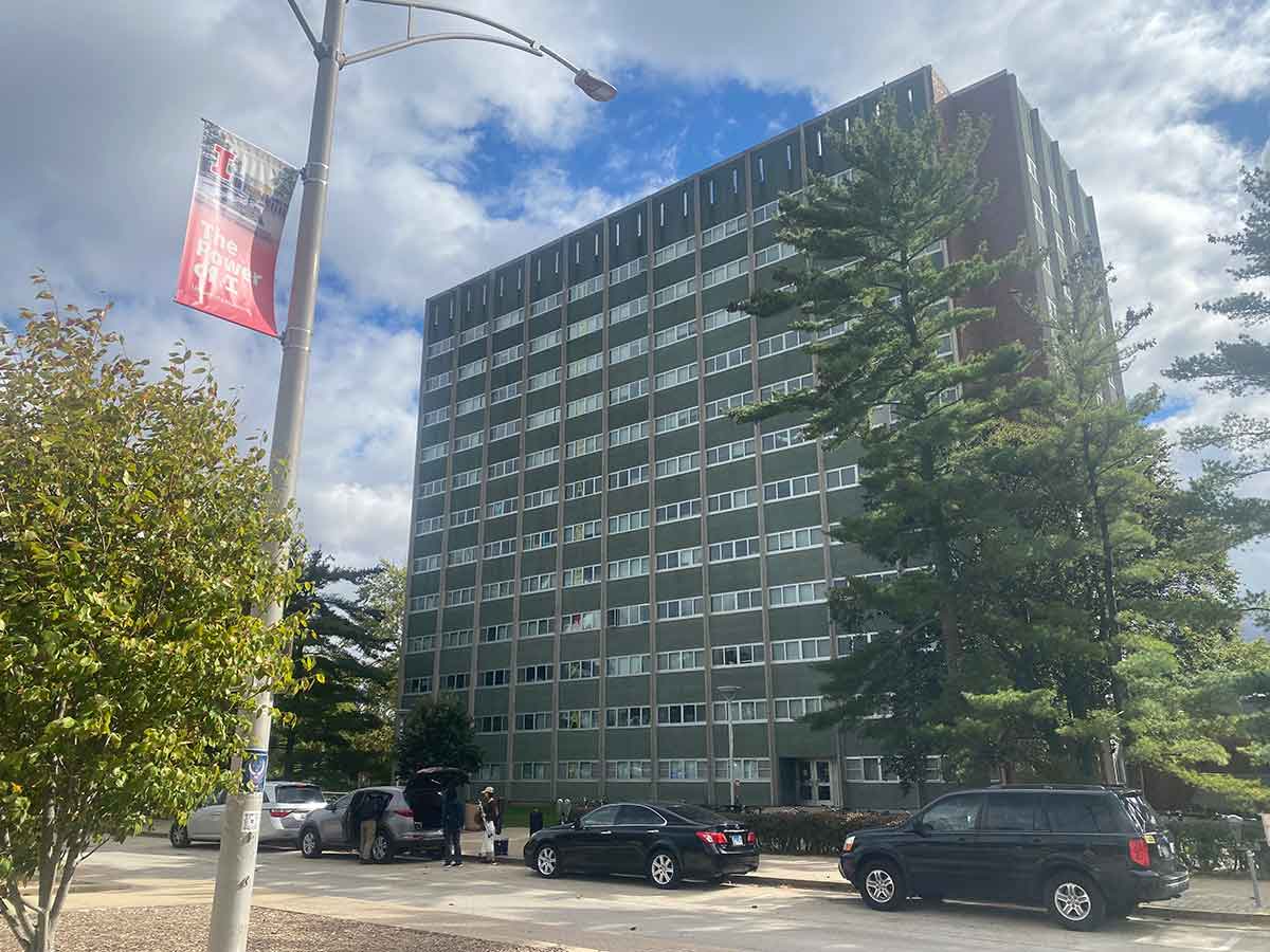 More than 100 UIUC students remain in temporary housing, awaiting a ...