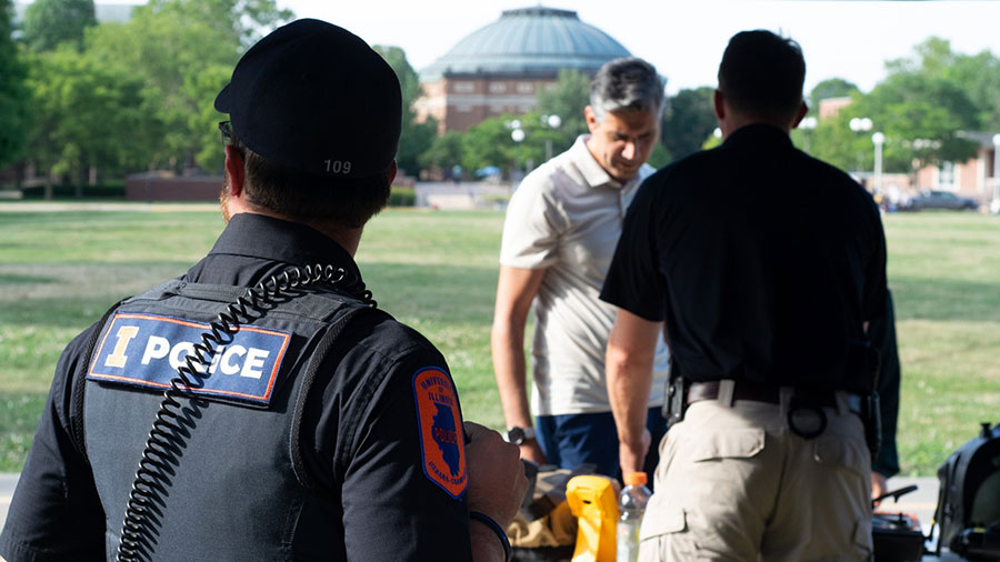 Emails reveal UIPD’s plan to use surveillance to monitor campus crime ...